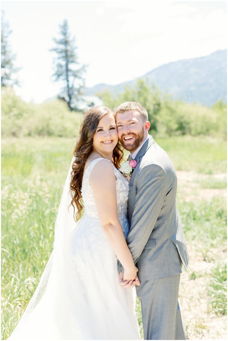 Gorgeous Idaho Mountain Wedding - karlianddavid.com