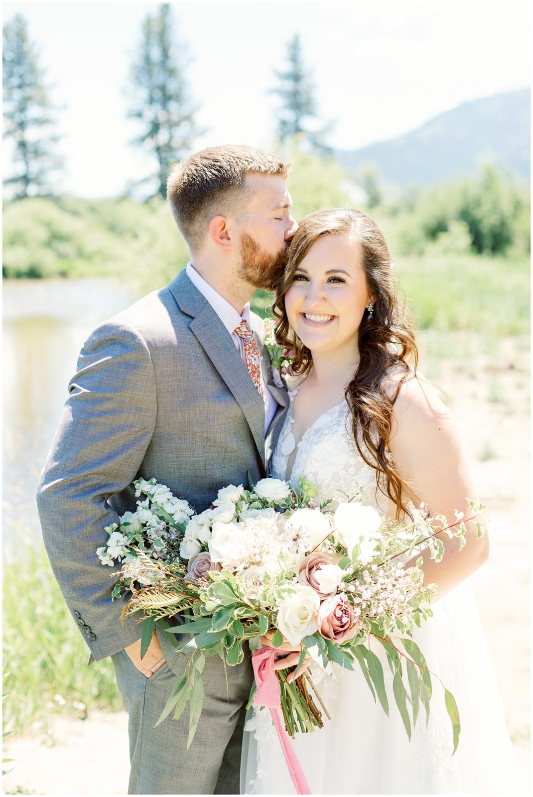 Gorgeous Idaho Mountain Wedding - karlianddavid.com