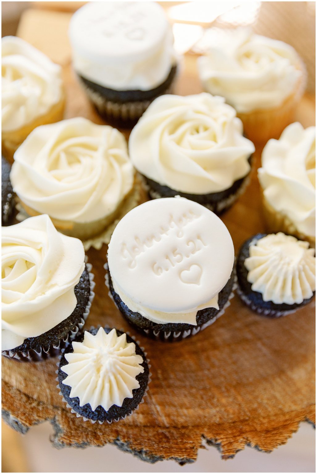 Summer Honalee Farm Wedding - karlianddavid.com