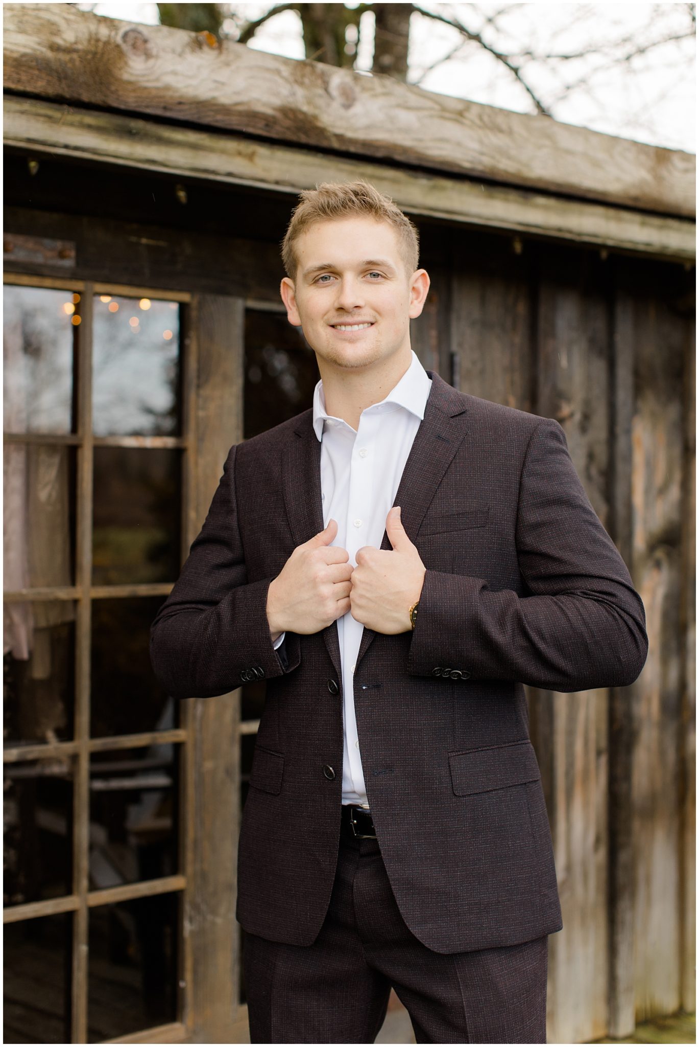 Romantic Winter Wedding at The Kelley Farm - karlianddavid.com